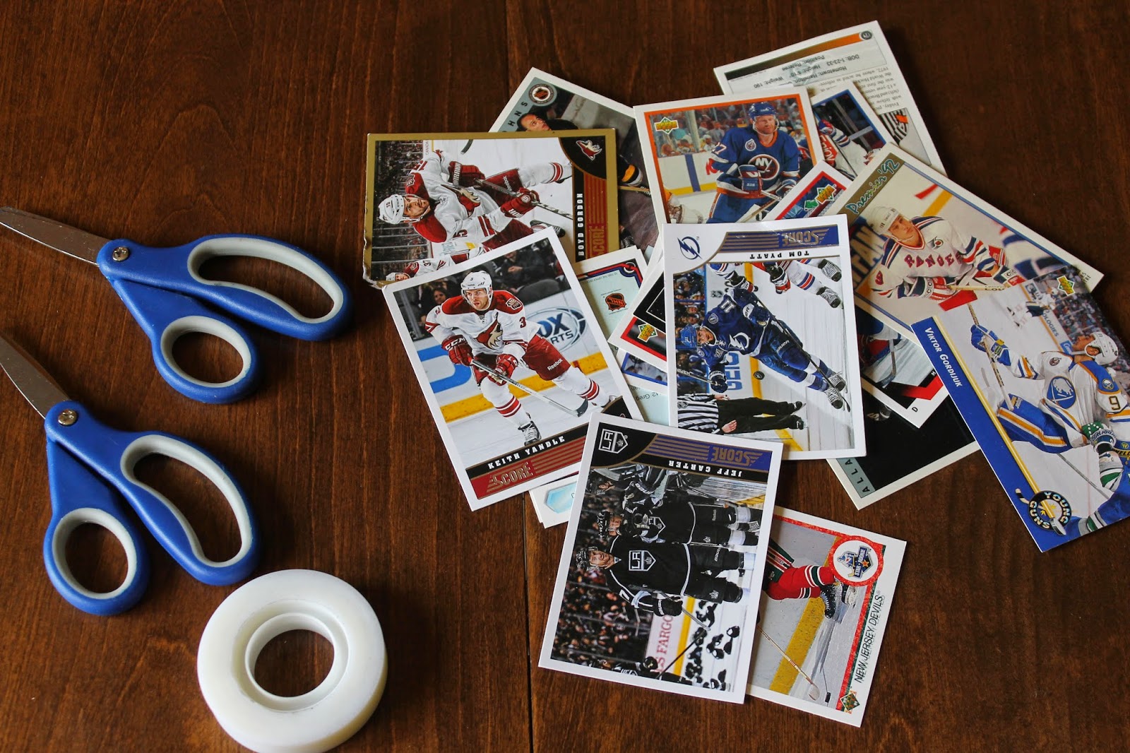 The Place Under The Pine: RAINY DAY CRAFT USING OLD HOCKEY CARDS AND ...